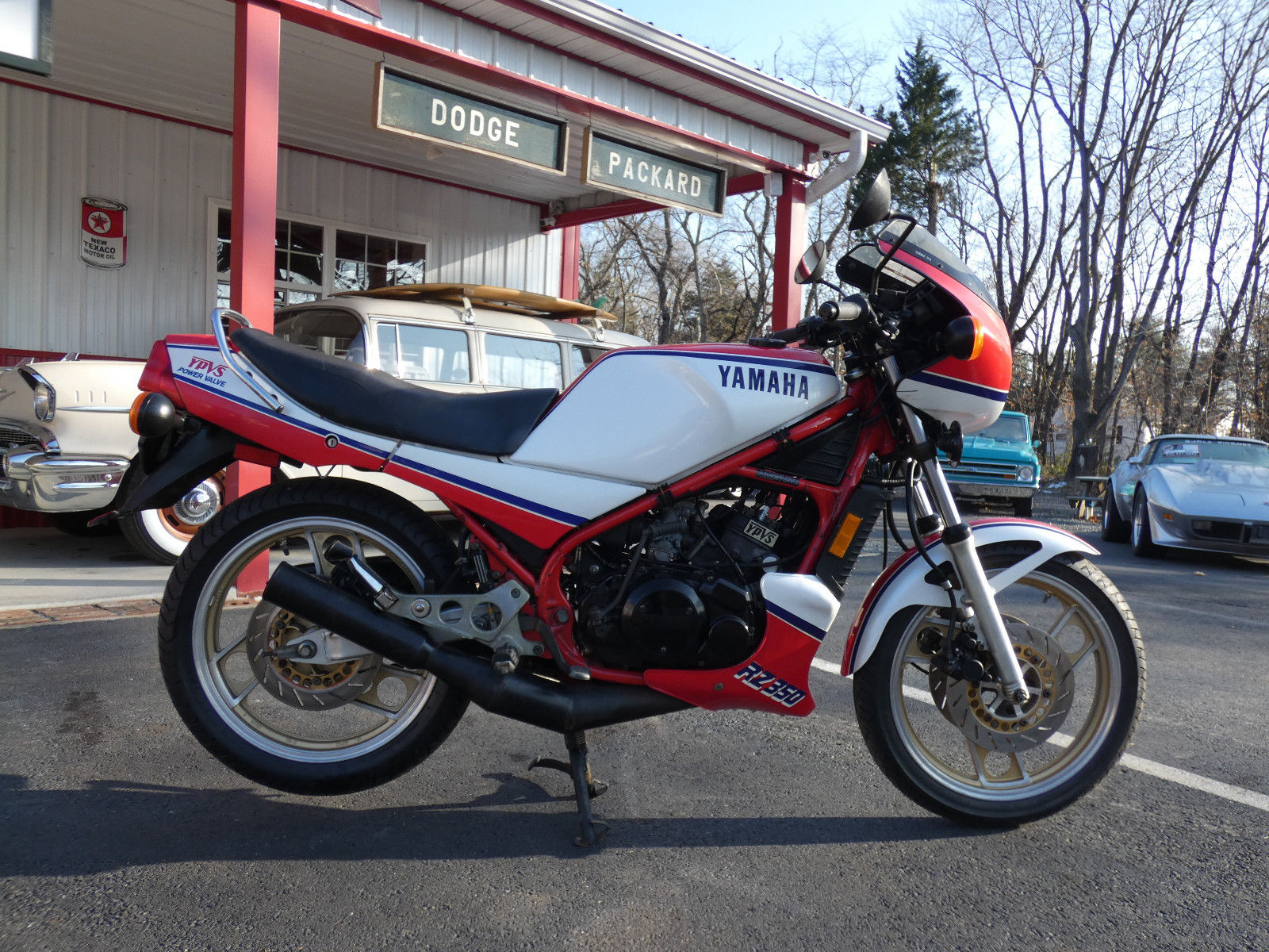 1984 Yamaha RZ 350 – Motorcycle Specs