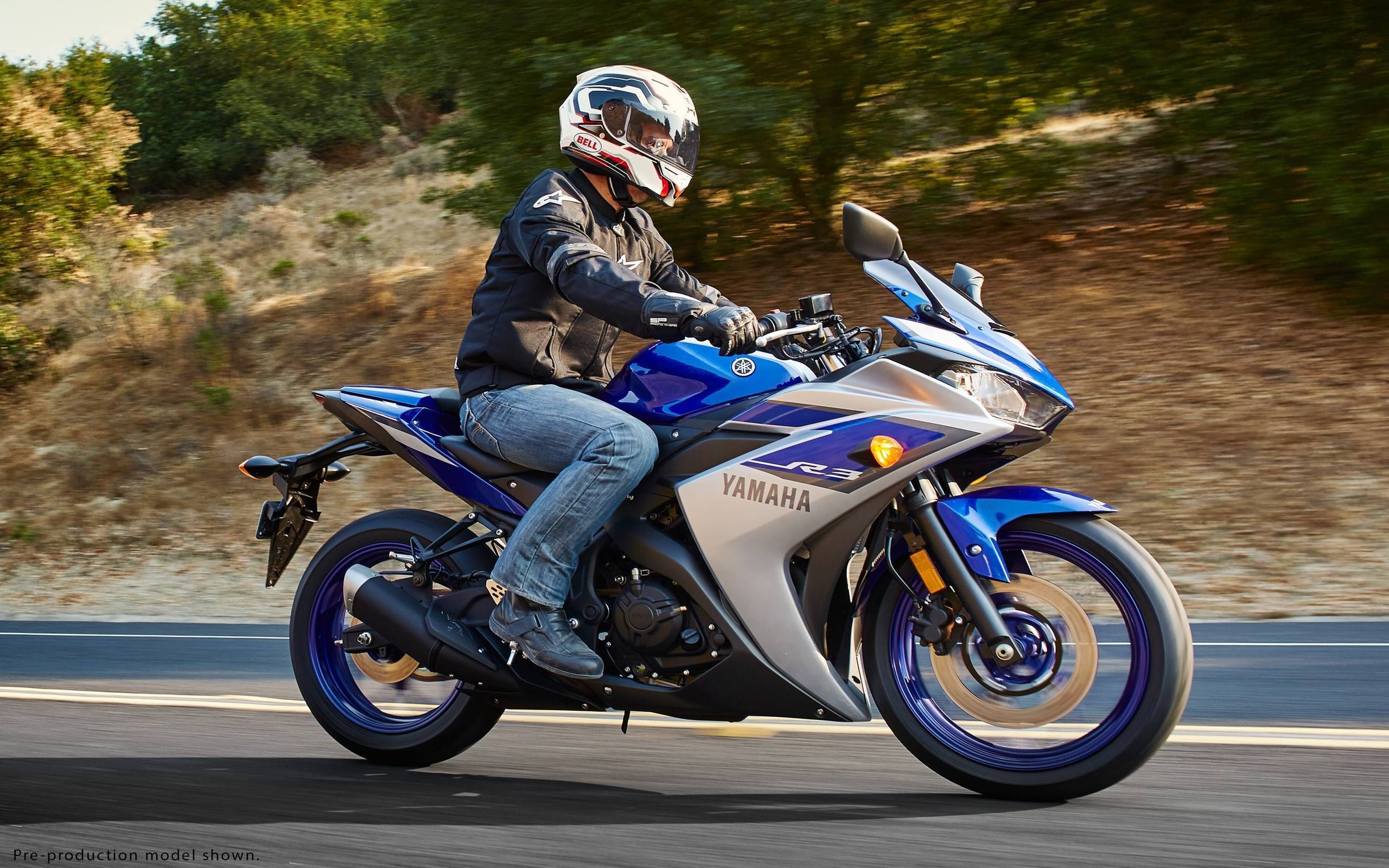 2015 Yamaha YZF-R3 Specs ⋆ MotoSpecsFinder.com
